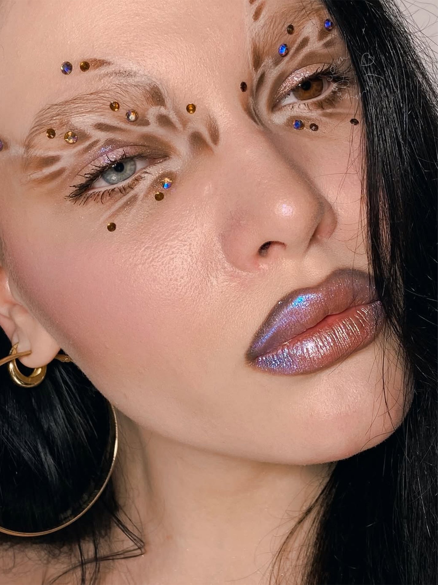Goddess Brown - Loumirage coloured contacts